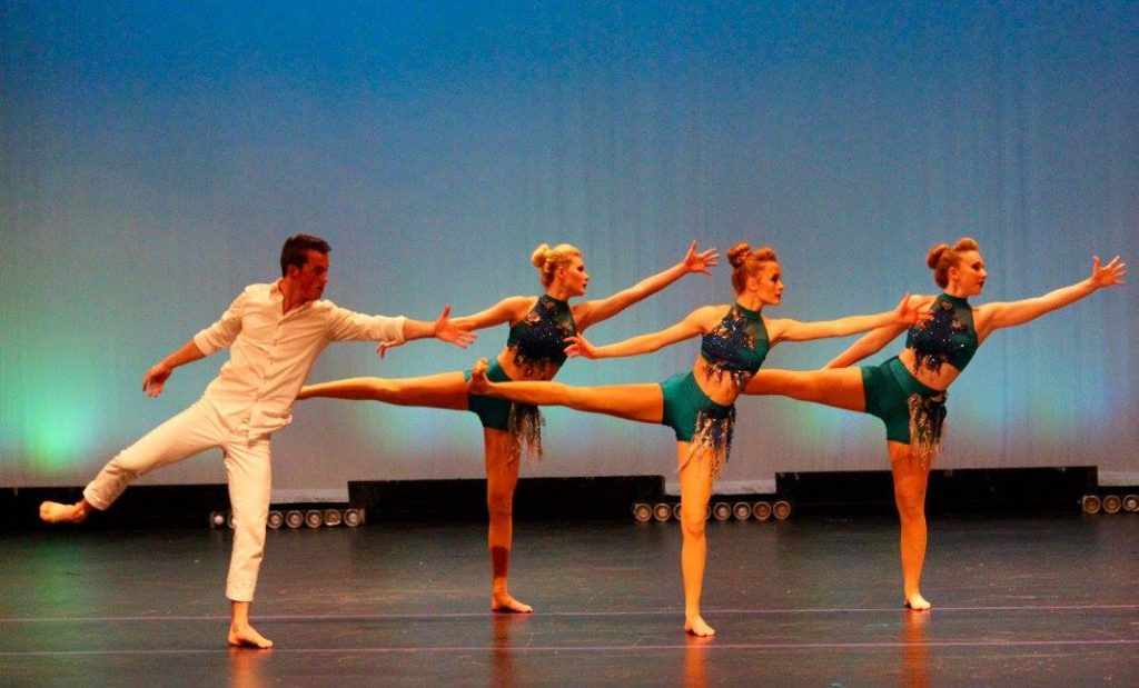 CompetitiveDance - Spotlight Dance Company